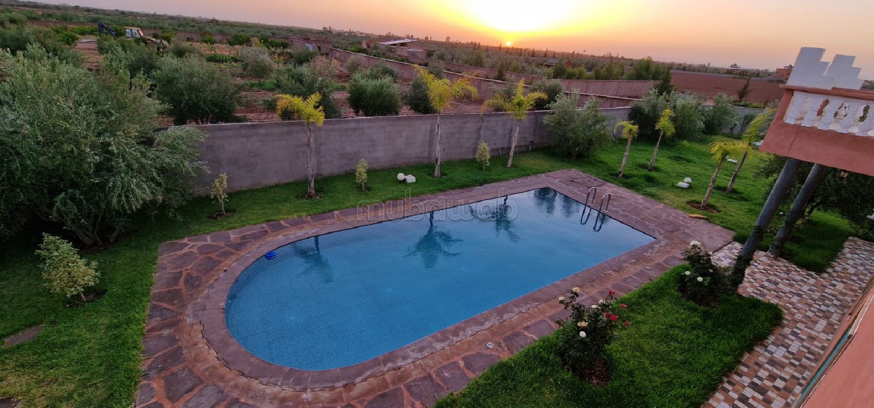 Villa avec piscine dans une ferme de 4ha marrakech - Mubawab