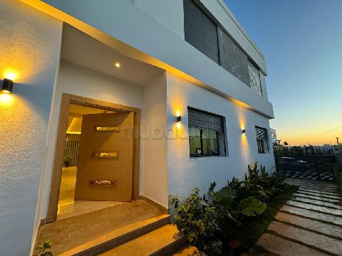 Villa neuve à vendre à El Menzeh - Mubawab