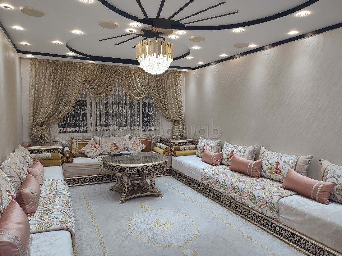 Find an apartment for rent in Ahlane. 2 beautiful rooms. Storage unit ...